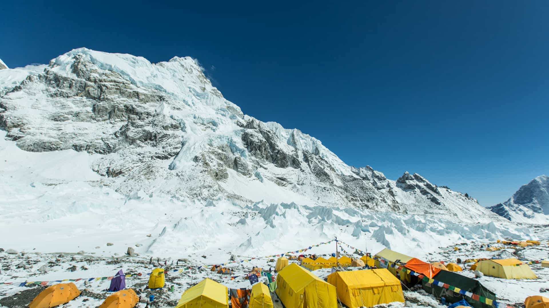 180 degree time lapse pan of Mt. Everest basecamp - Elia Saikaly Licensing