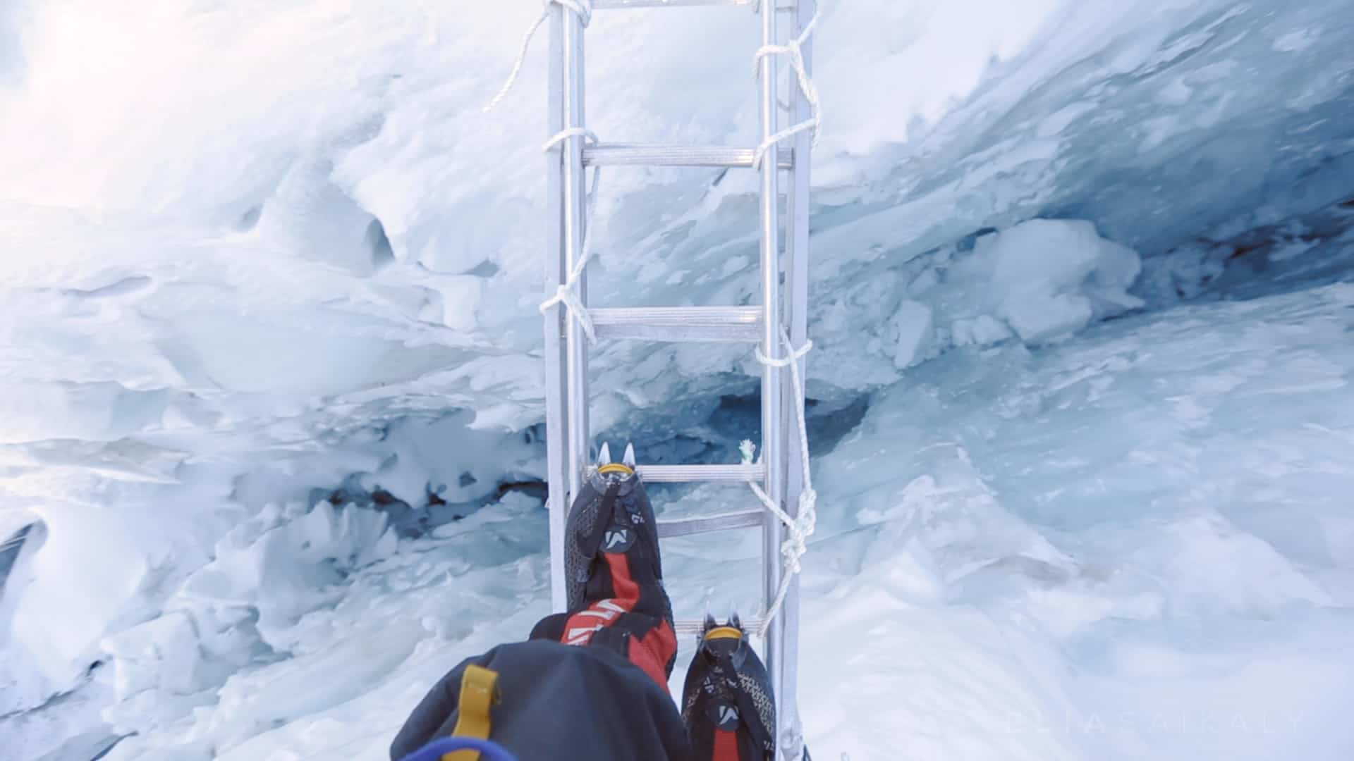 POV crossing a ladder - Elia Saikaly Licensing